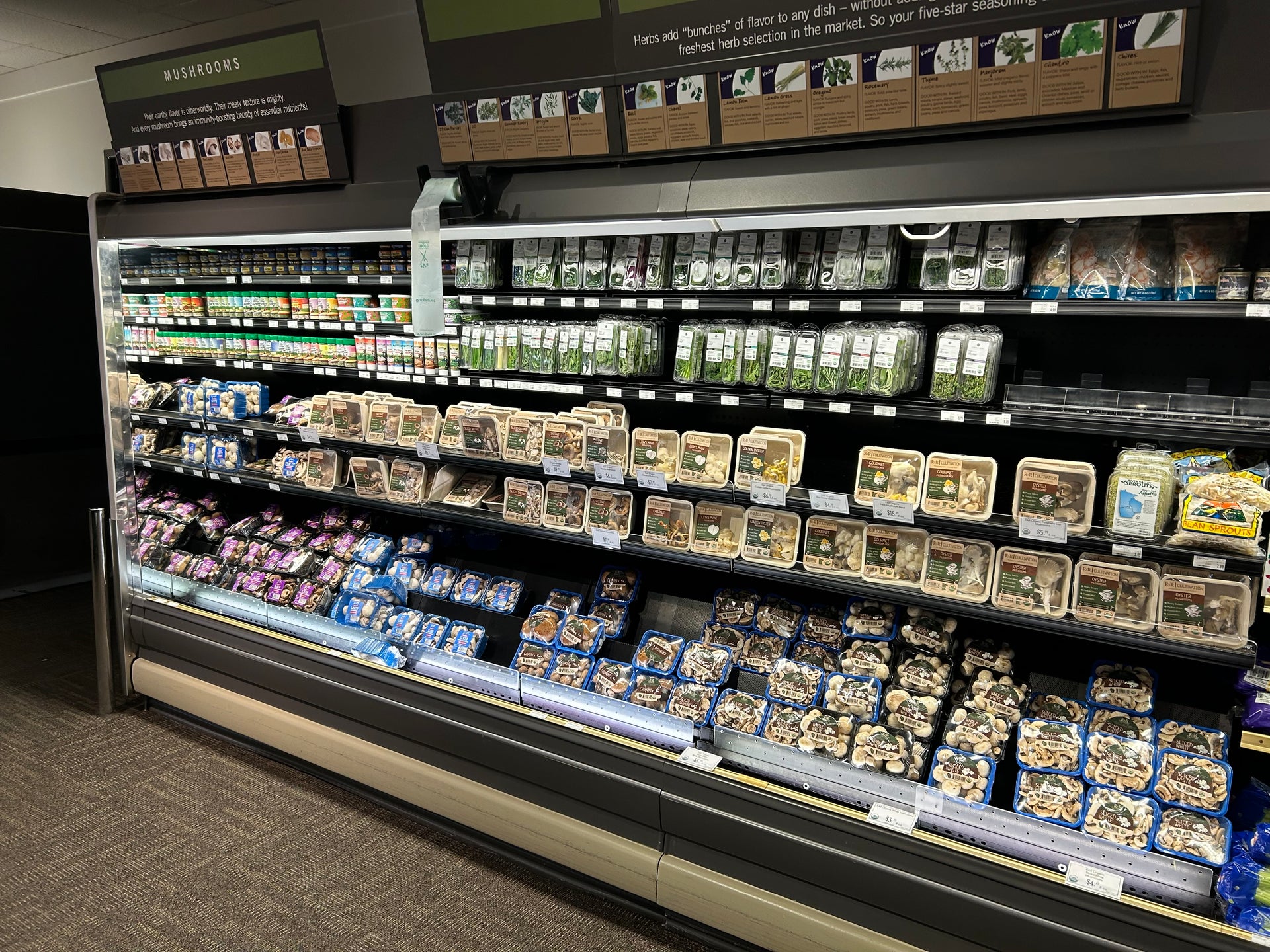 Wholesale Mushrooms for Grocers - R&R Cultivation